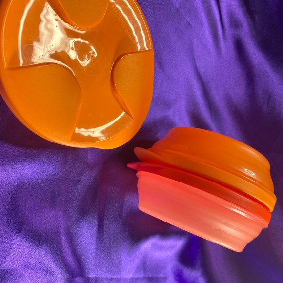 Tupperware | Kitchen | Tupperware Bowls Interlocking Snap Together Seal ...